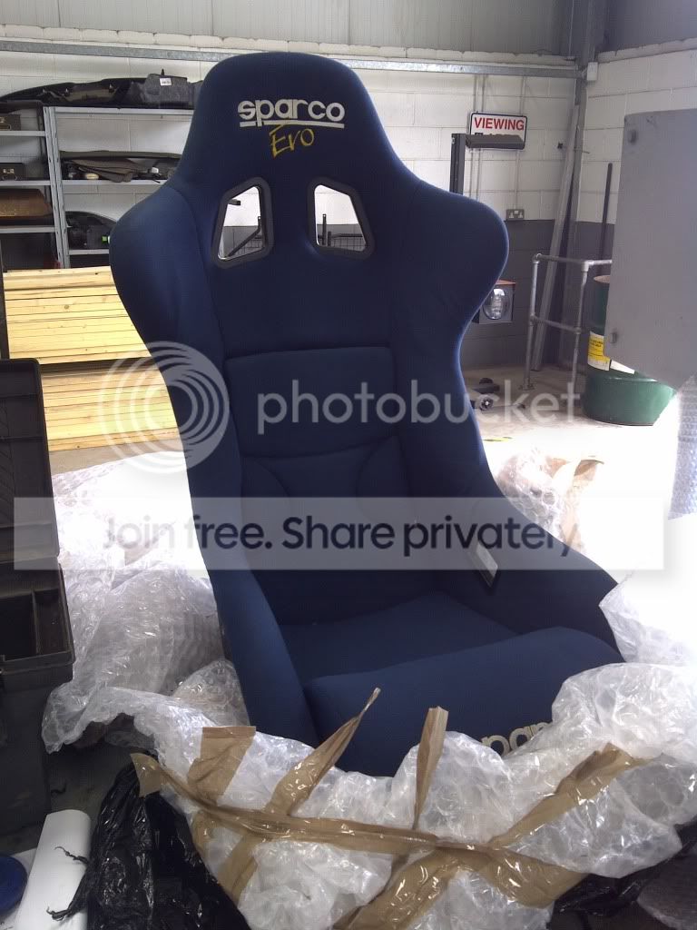 sparco evo bucket seat | Driftworks Forum